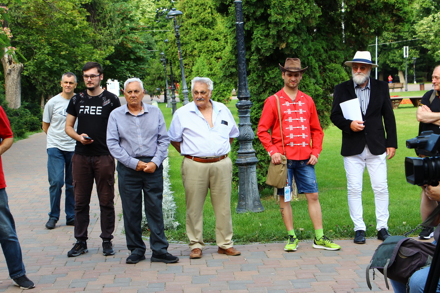 Ghiveciul politic de Oraș Roșu după rețeta Dobre-Stângă contaminează ...